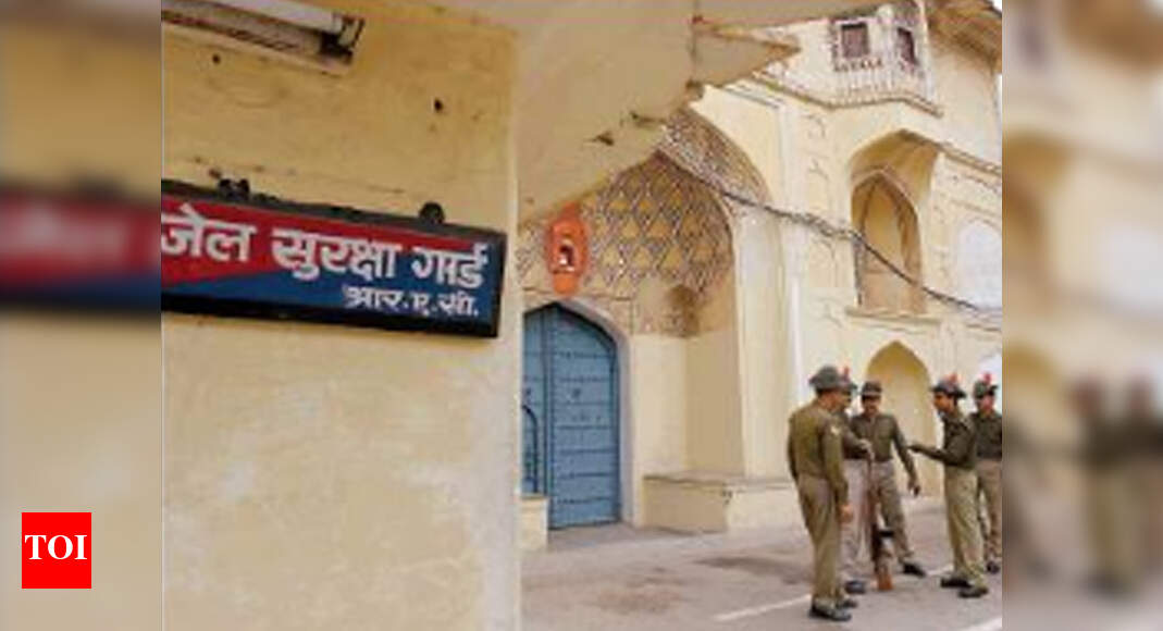 Security lapse: Prison staff didn’t remove stone slab from TV room ...