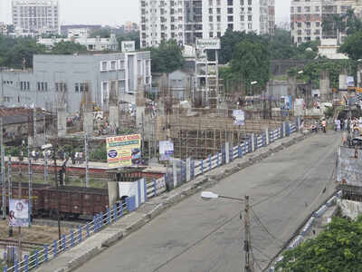 Majerhat bridge gets final nod from Eastern Railway | Kolkata News ...