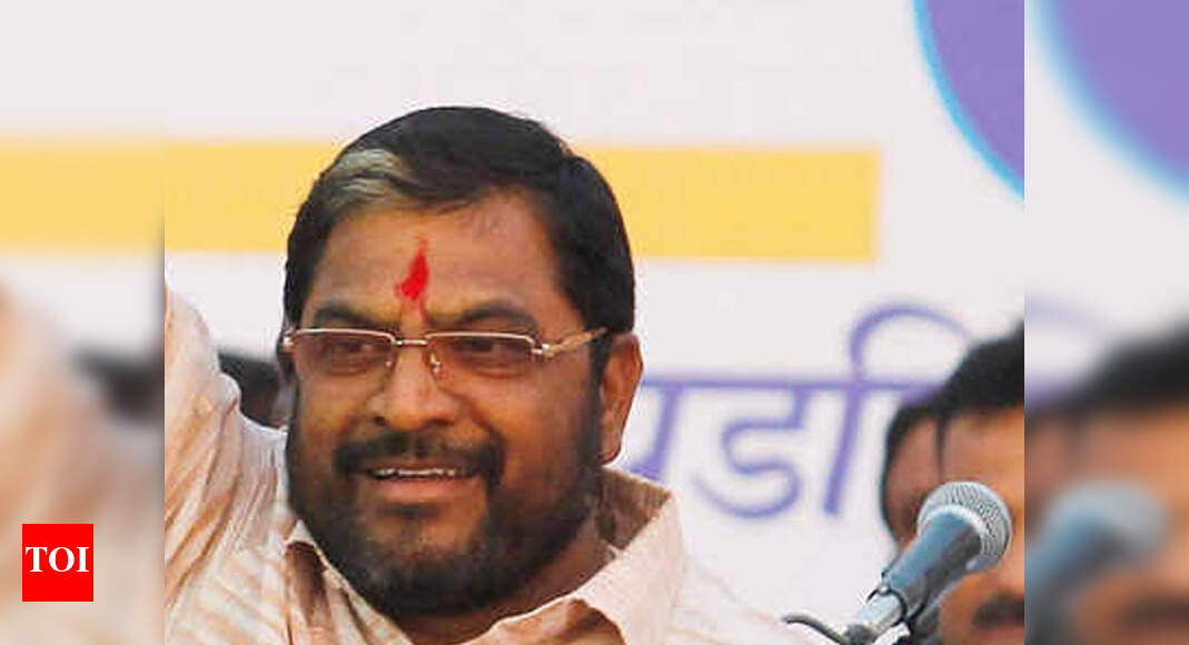 Raju Shetti to take decision on poll alliance on February 28 | Kolhapur ...