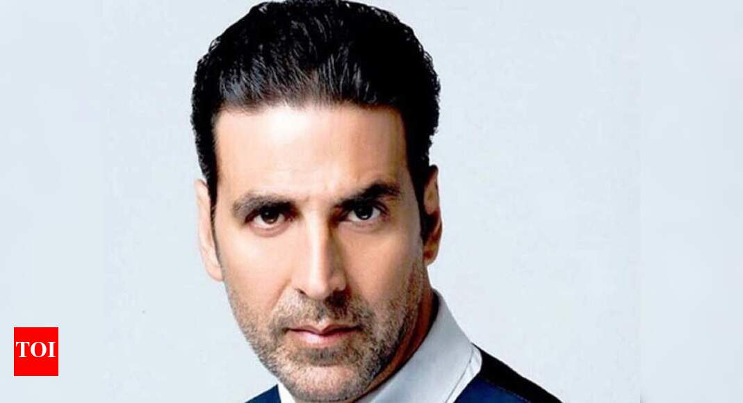 Akshay Kumar donates Rs 15 lakh to the family of jawan killed in ...