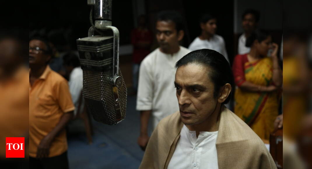 Subhashish Mukherjee on his character in Mahalaya | Bengali Movie News ...