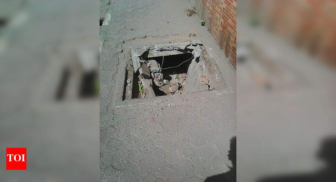 Manhole Bad Condition. - Times of India