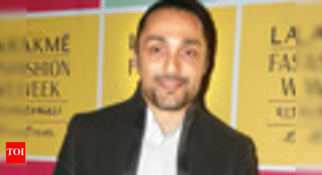 Rahul gets a star studded line-up | Hindi Movie News - Times of India