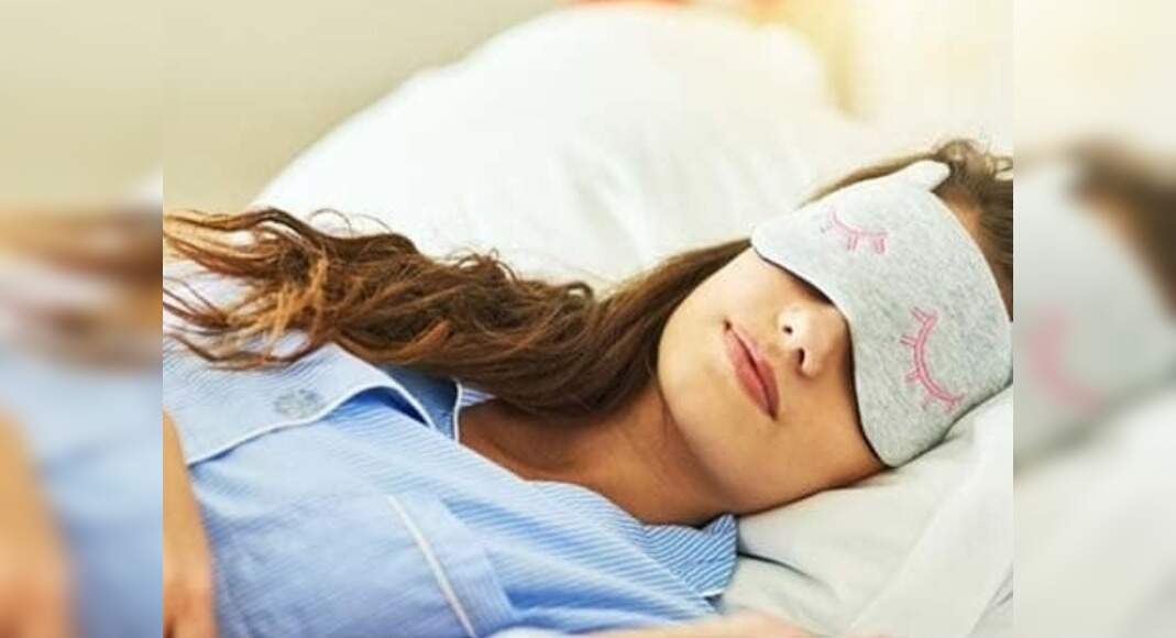 Sleeping in on weekends doesn’t recover sleep debt over the week: study ...
