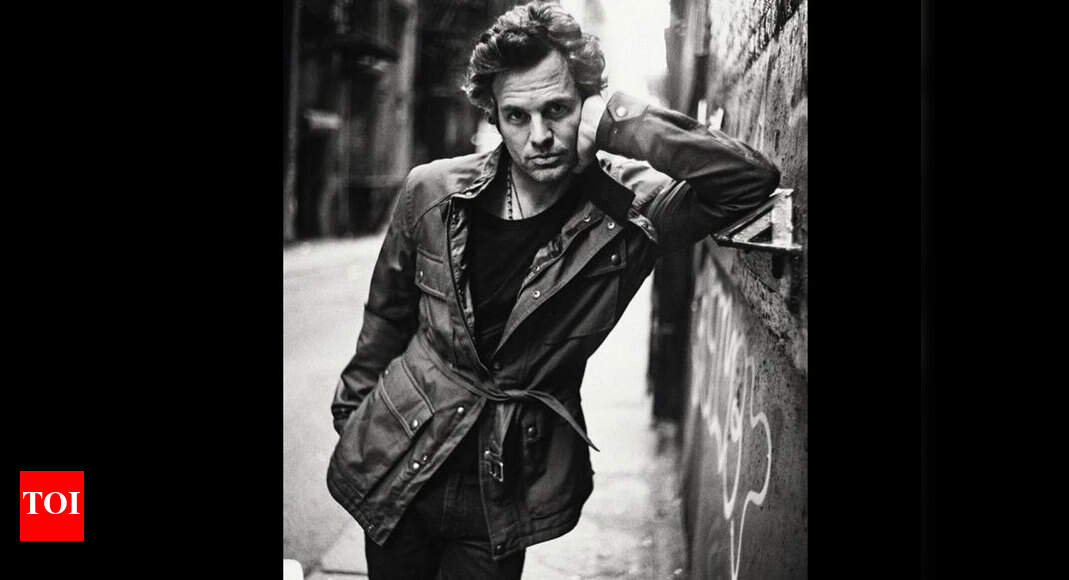 Mark Ruffalo’s throwback picture will make you say "Wow!" | English ...