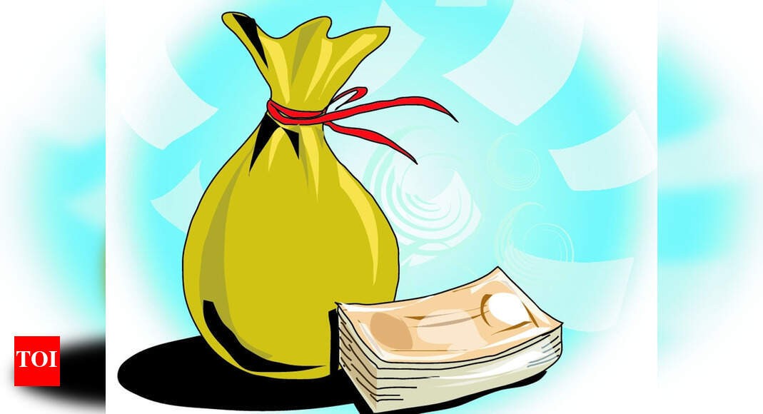 Case filed now on Rs 500 fake notes found in bank CDM 9 months ago ...