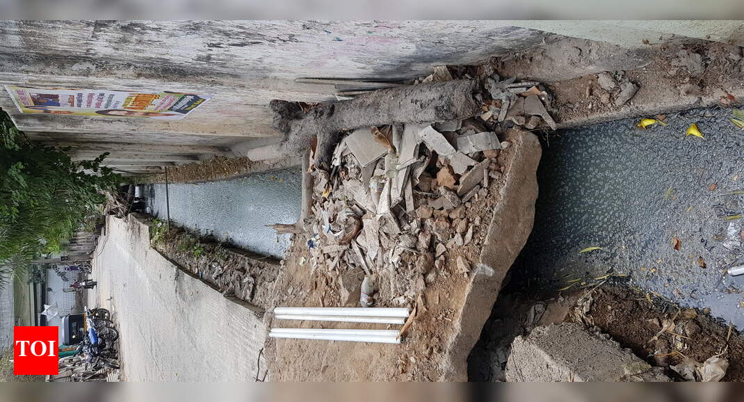 stagnation os sewage water - Times of India
