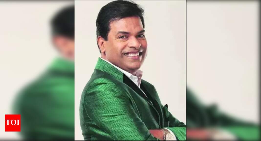 Bharat Jadhav’s special tribute to late Vijay Chavan | Marathi Movie ...