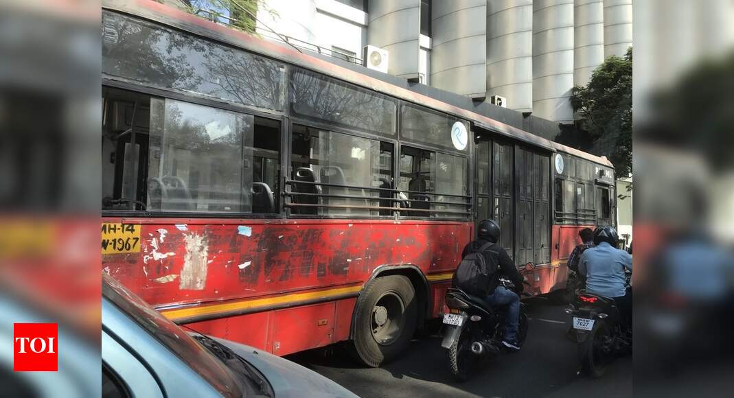 3 PMPML buses break down - Times of India