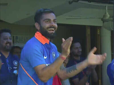 Watch: How Virat Kohli reacted after Jasprit Bumrah's last-ball six | Cricket News - Times of India