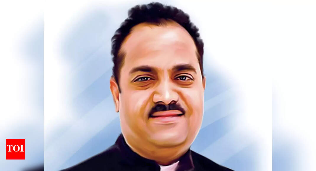 Pune: Unhappy with BJP, Sanjay Kakade plans to join Congress | Pune ...
