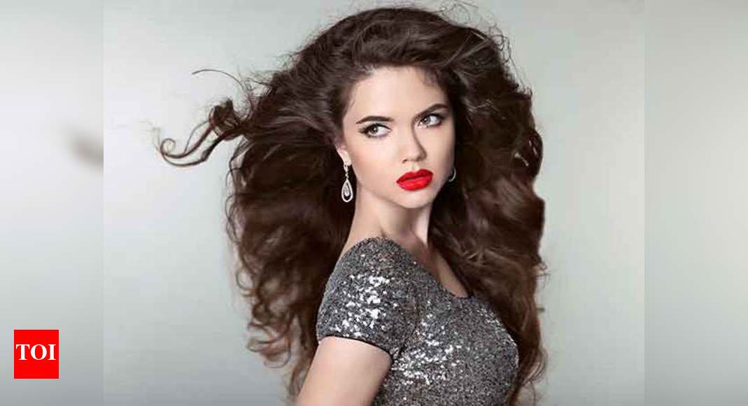 How to wear shimmer without going overboard - Times of India