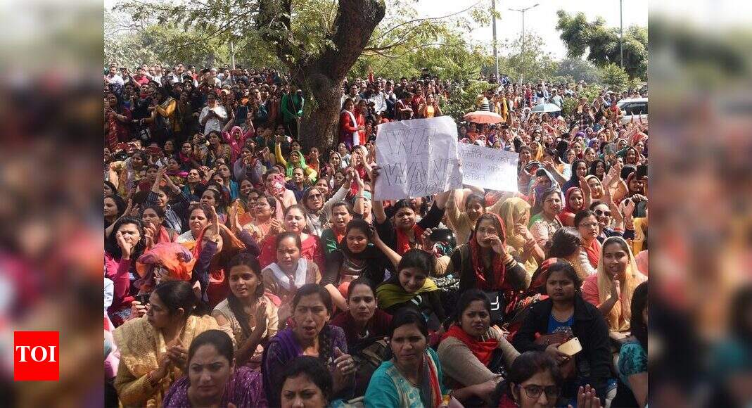Can peaceful protests by academics fulfil their demands - Times of India