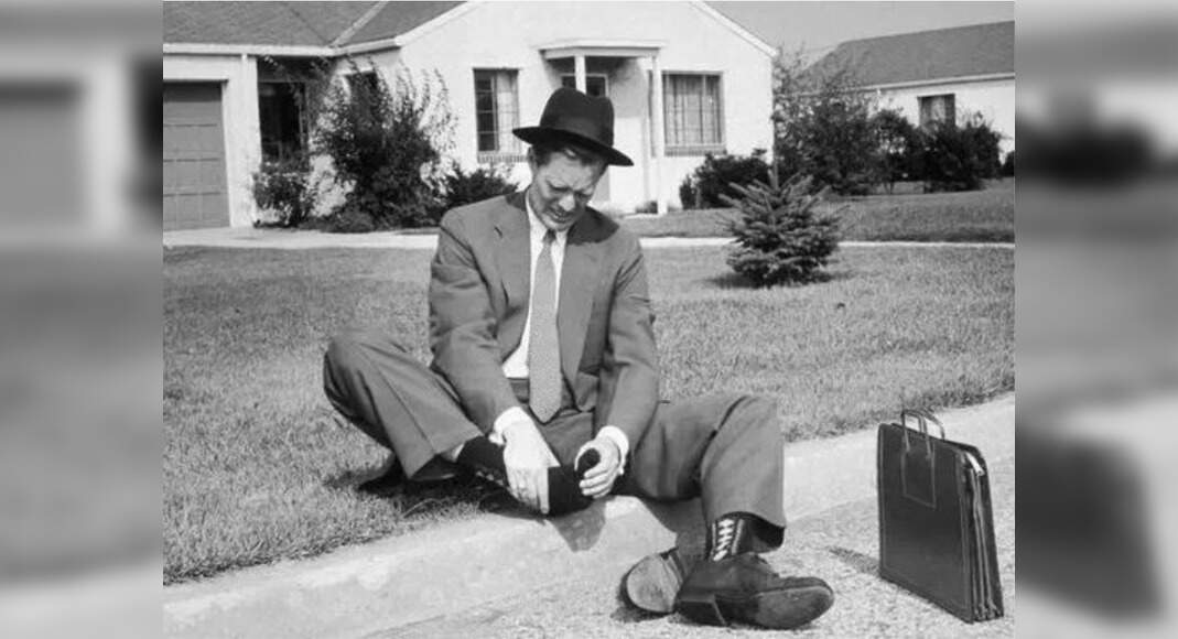 Stubbed Toe: Why does the toe getting stubbed hurt so much? - Misskyra.com