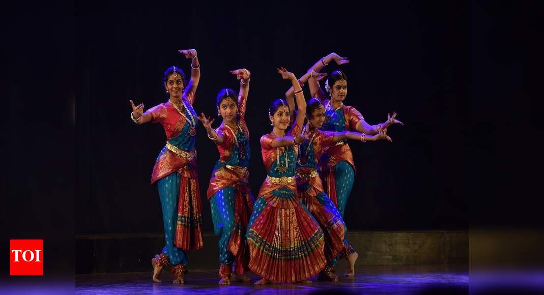 A performance dedicated to Indian soldiers | Events Movie News - Times ...