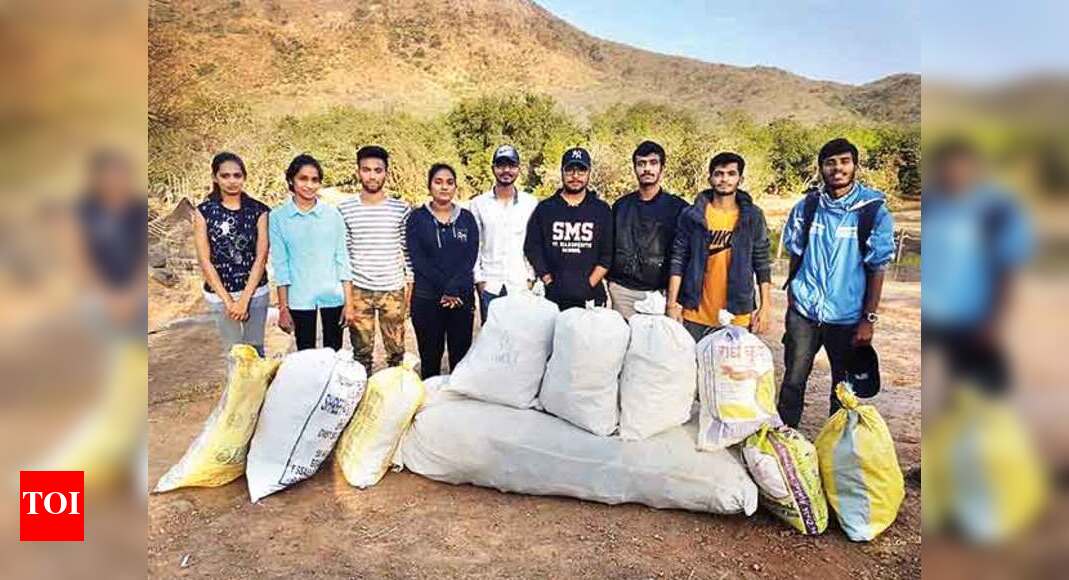 #TrashtagChallenge goes viral, India takes part! | Mumbai News - Times ...