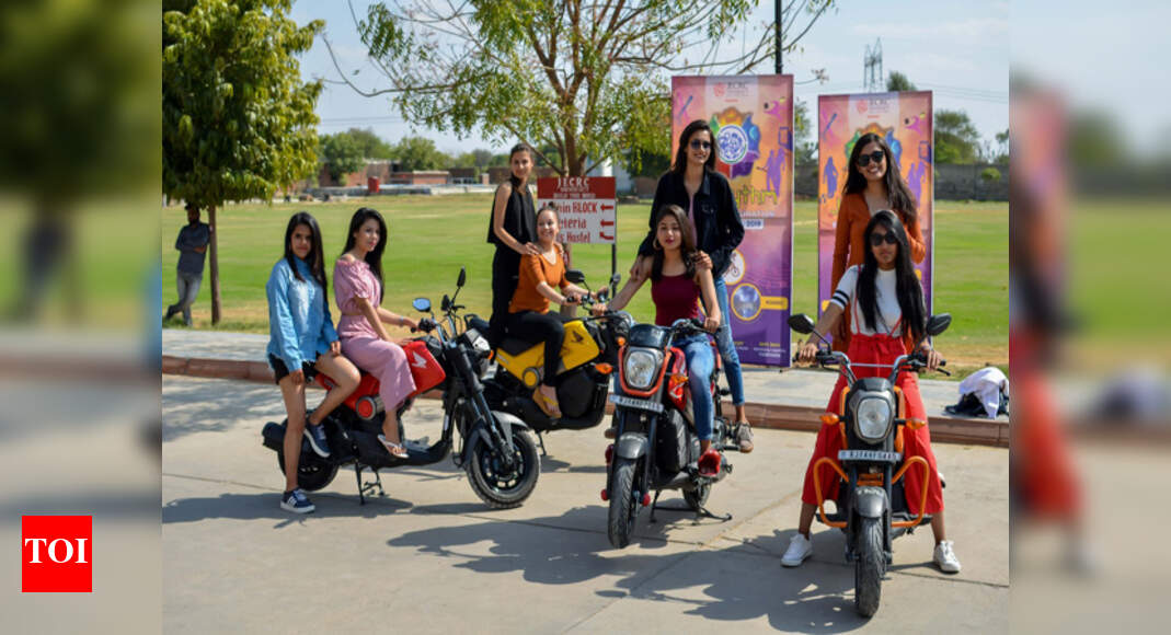 JECRC’s techno-cultural fest concluded with a lot of pomp and show ...