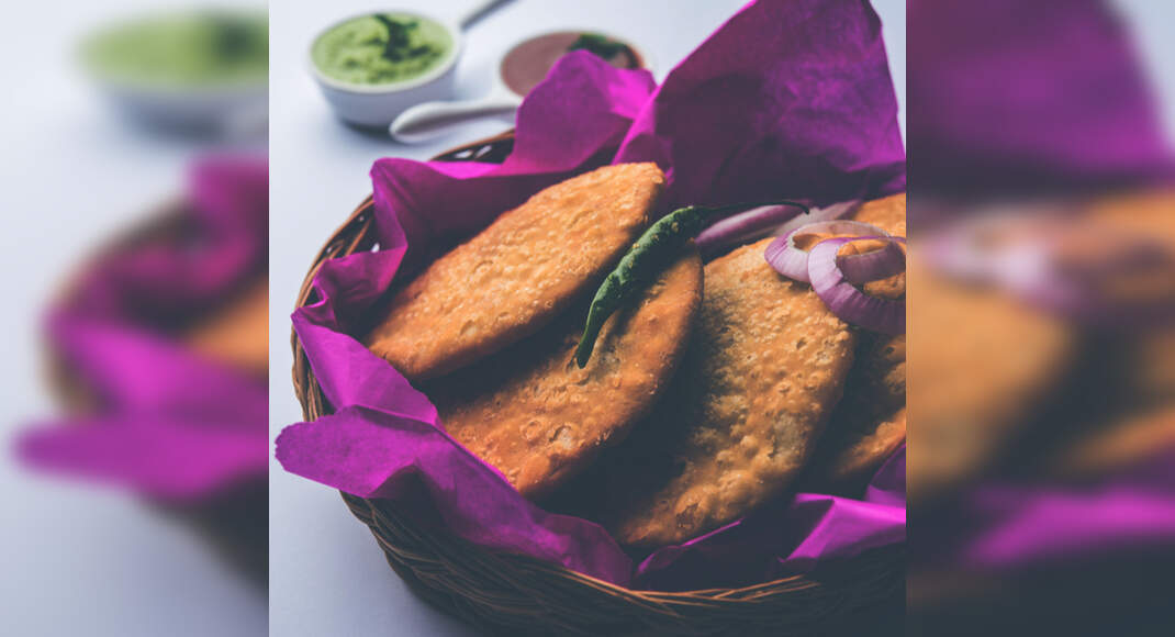 Lachedar Kachori Recipe: How to make Lachedar Kachori Recipe at Home ...