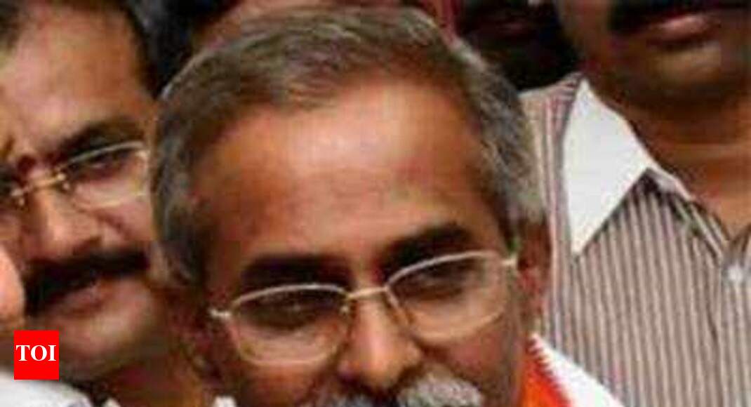 SIT to probe YSR Congress leader Vivekananda Reddy's death | India News - Times of India