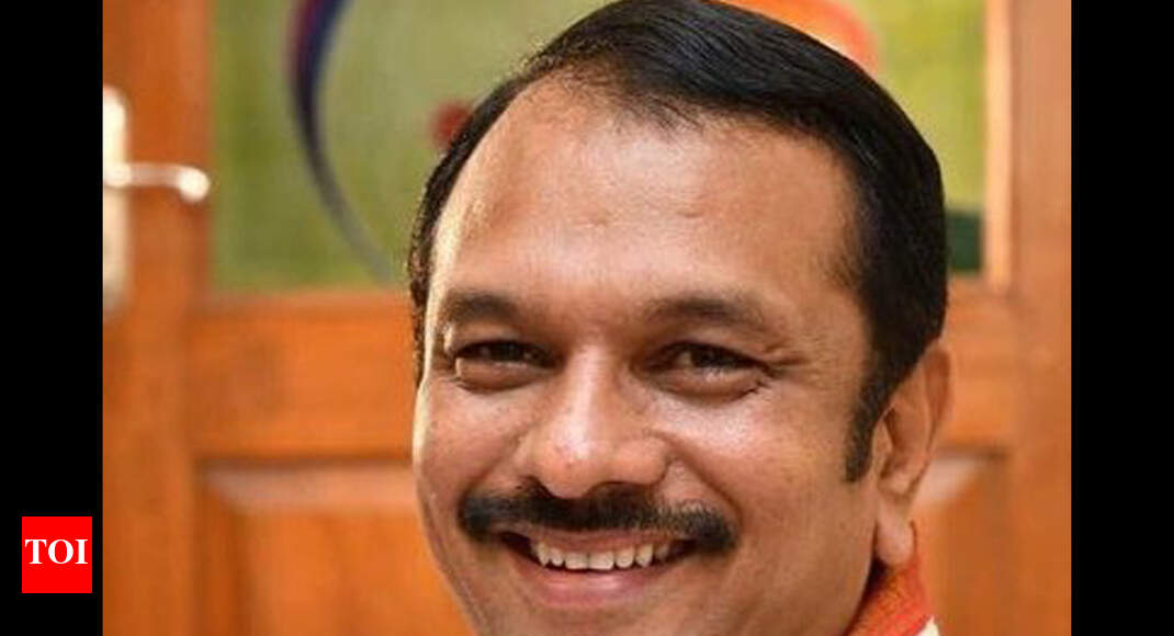 Congress loses yet another MLA, Sudheer Reddy set to enter TRS fold ...