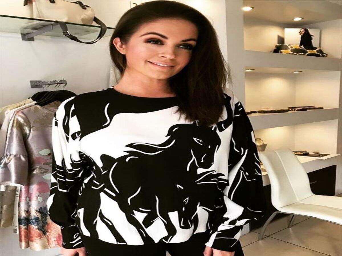 Model found dead after posting mysterious Facebook post