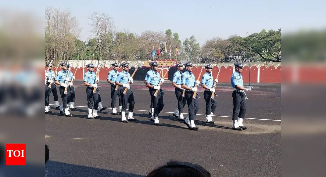 53rd batch of medical graduates was commissioned into the Armed Forces ...