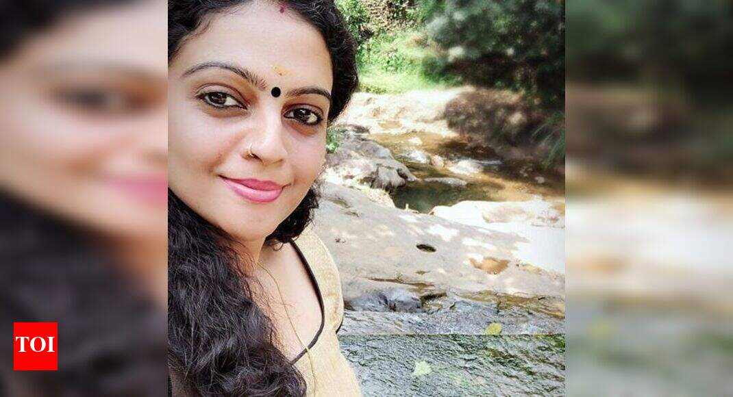 Aswathy Sreekanth had a fan moment with Mohanlal - Times of India