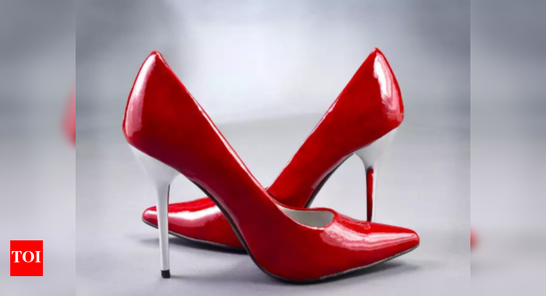 Why women are throwing heels away - Times of India