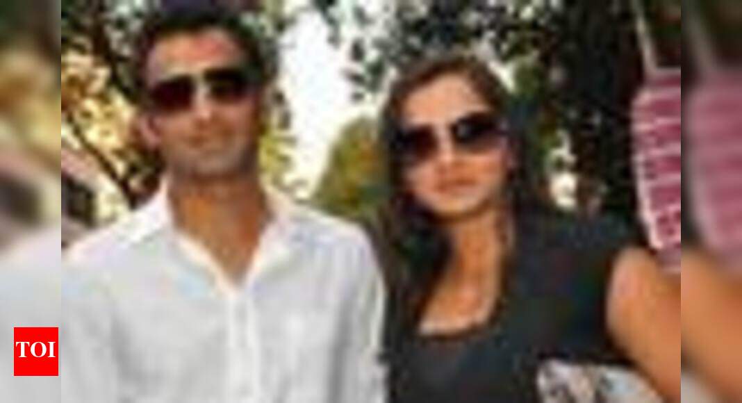 Sania-Shoaib's first public appearance post marriage - The Times of India