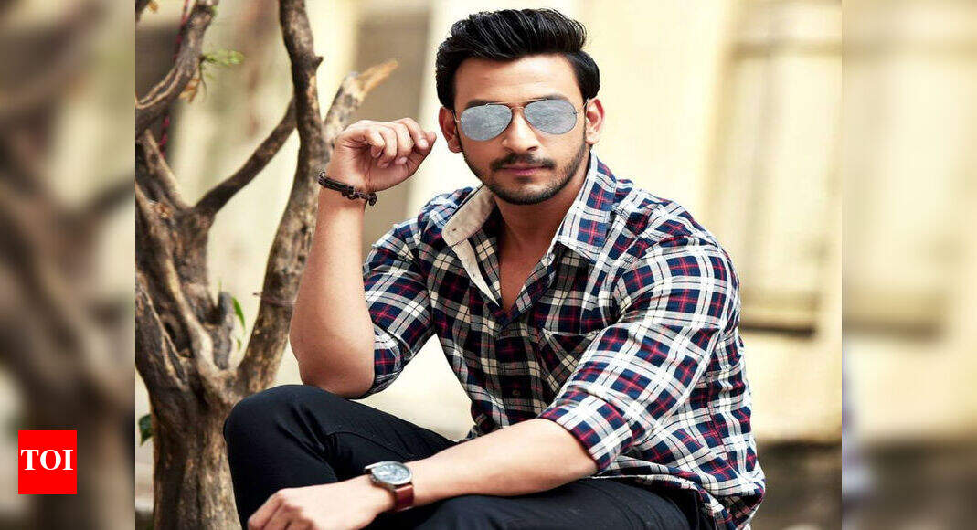Bonny on working under his father’s direction | Bengali Movie News ...