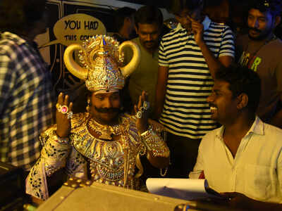 Shoot at site: Yogi Babu as Lord Yama in search of Chitraguptan | Tamil ...