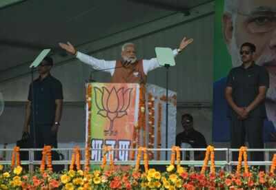 Teleprompter used for the first time | Dehradun News - Times of India