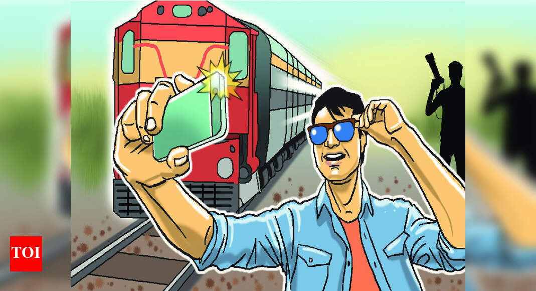 Kids wanted a selfie, got run over by train near Sanganer | Jaipur News ...