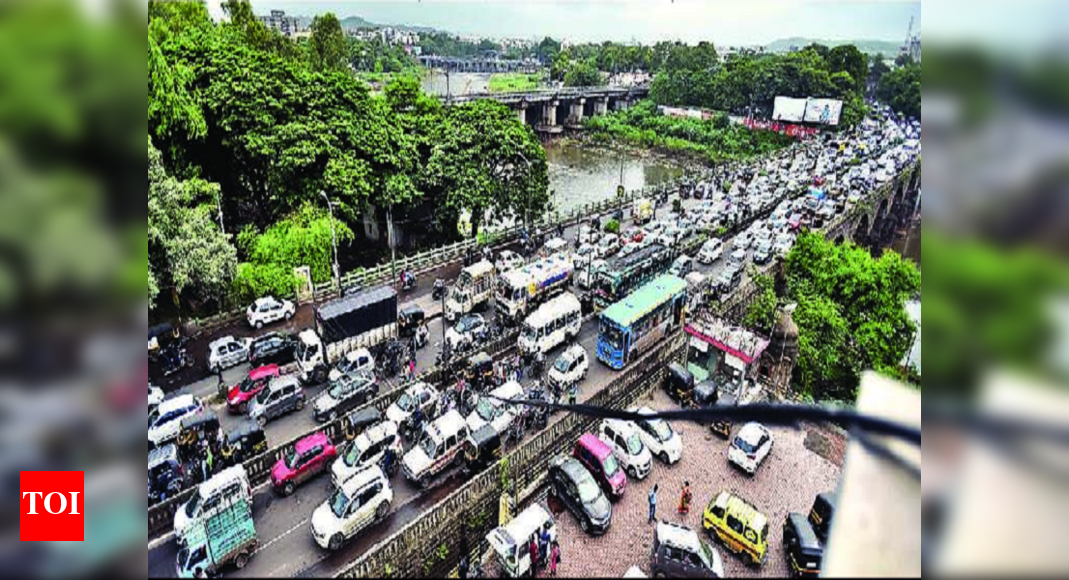 New vehicles to sport hi-tech number plates from April 1 in Pune | Pune ...