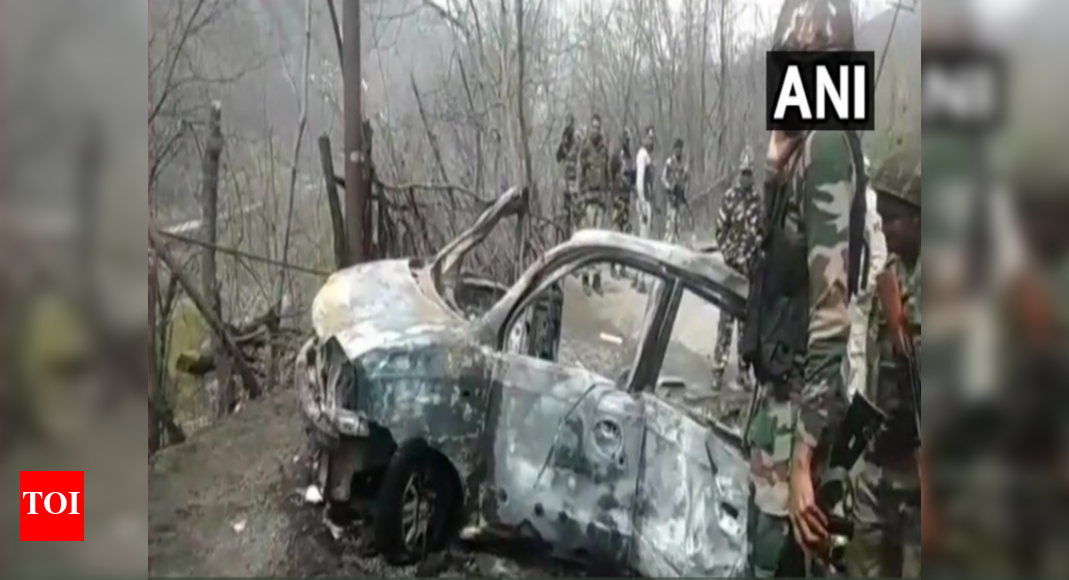 Mysterious car blast hit CRPF bus on Jammu and Srinagar highway at ...