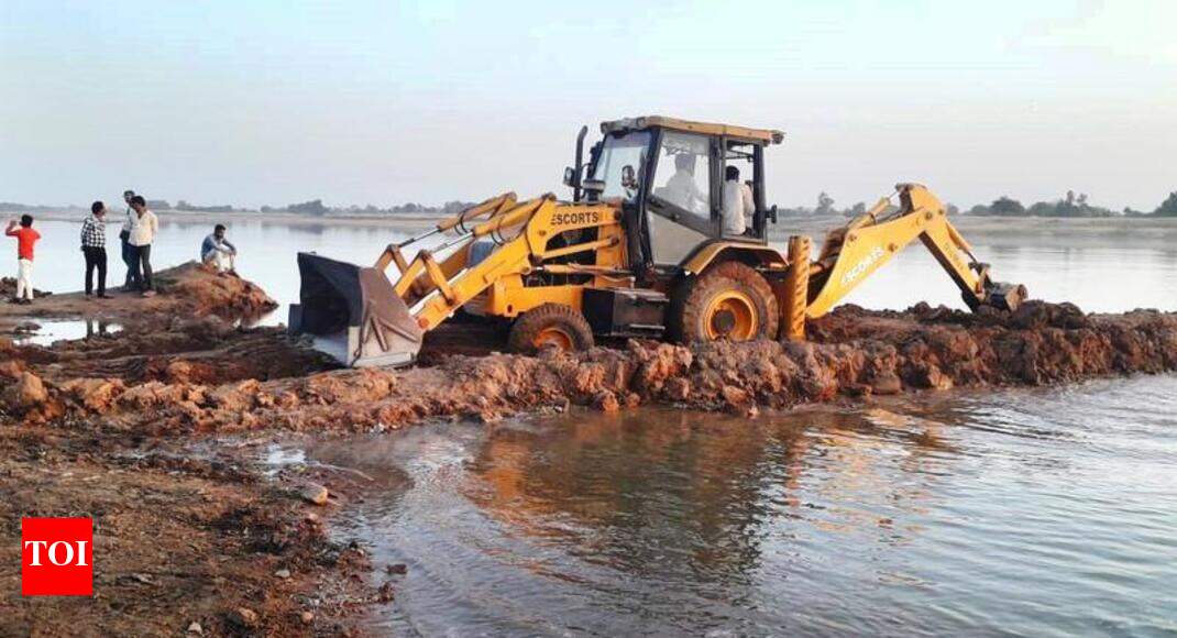 After Ken, sand mining threat to Dhasan river | Bhopal News - Times of ...
