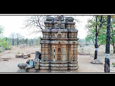 Madhya Pradesh: Swastika-shaped 6th century stupas found in Singrauli ...
