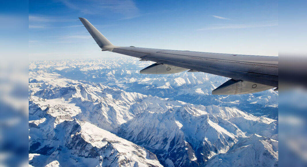 Flights to Srinagar - Way to Reach Srinagar By Air | TimesTravel