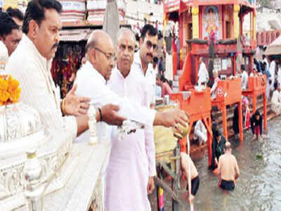 NDA will secure 400 seats in upcoming polls: Thavar Chand Gehlot ...