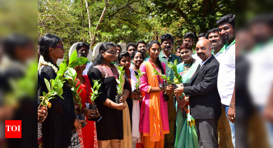 Youth make it April Cool Day offering 20,000 saplings | Madurai News ...
