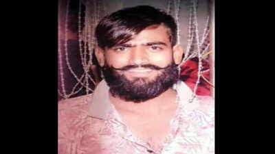 Man killed in Greater Noida, roommate and neighbour suspects | Noida ...