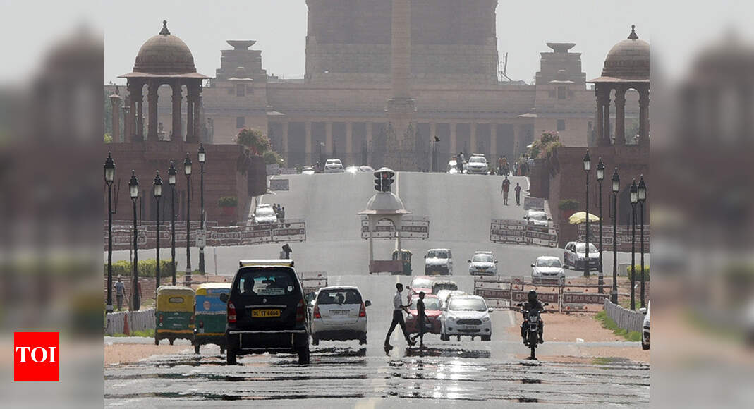 Delhi: Thunderstorm, dust storm likely today | Delhi News - Times of India