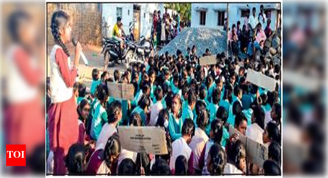 Lok Sabha elections: No cash for votes, kids tell tribals - Times of India