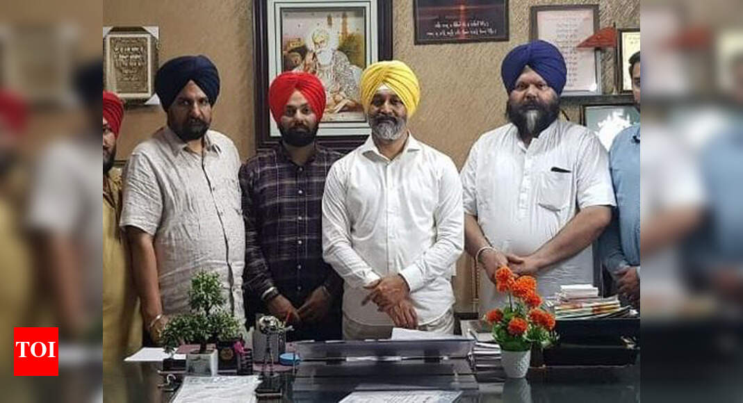 SAD-BJP alliance will secure 13 seats in Punjab: Ranjit Dhillon - Times ...