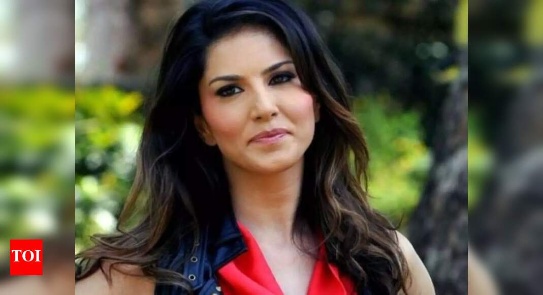 Watch: Sunny Leone grooving to 'Sadi Gali' is sure to win your heart ...