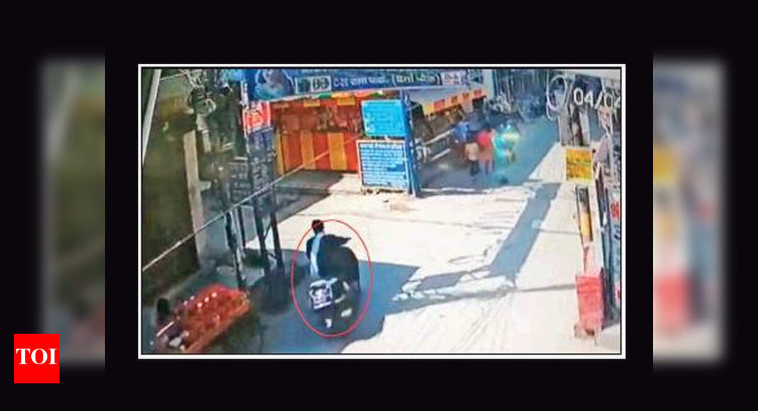 Delhi: Rs 5 lakh robbery hatched inside jail | Delhi News - Times of India