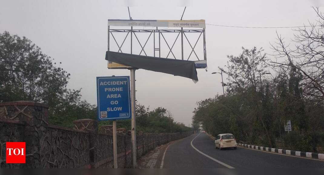 Well-placed signboard - Times of India