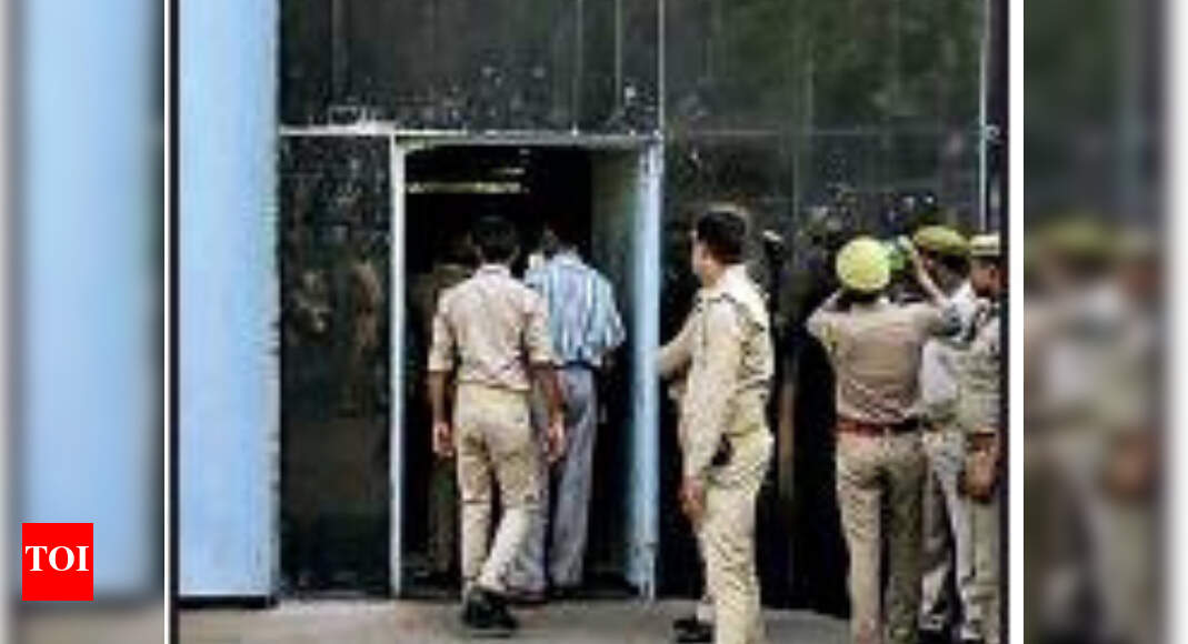 Engineer killed, 8 injured in ordnance factory blast | Kanpur News ...