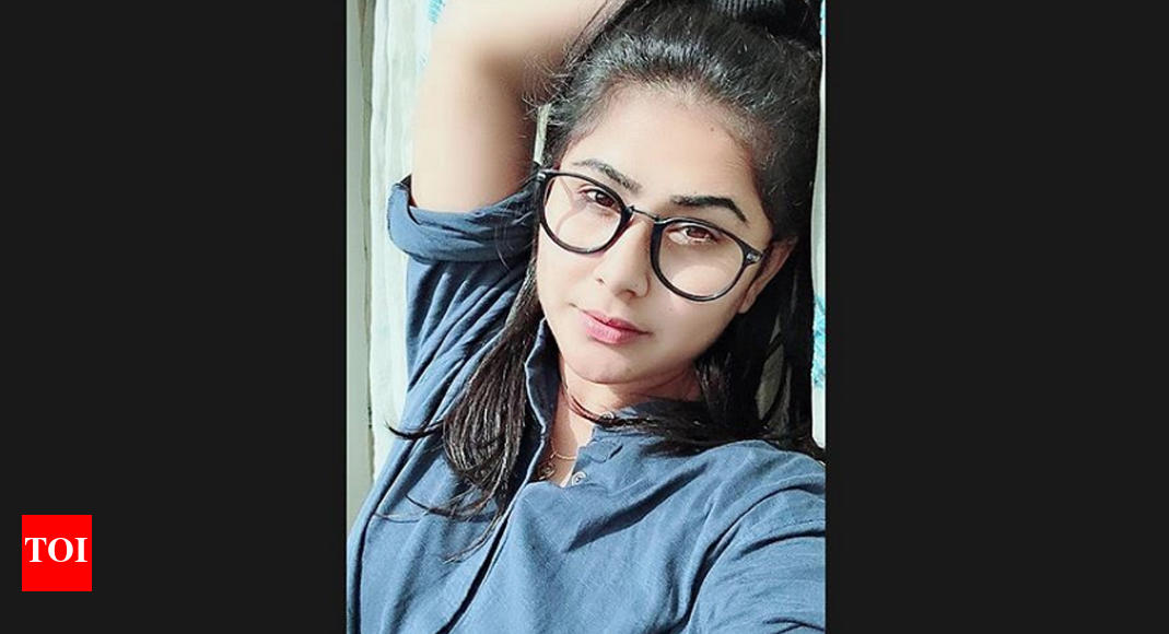 Gargi Pandit looks stunning in her latest sun-kissed picture | Bhojpuri ...