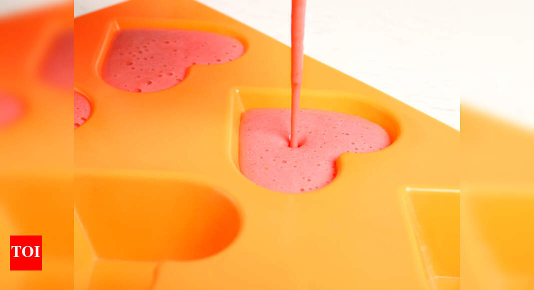 4 amazing ice cube trays that can pep up your summer - Times of India